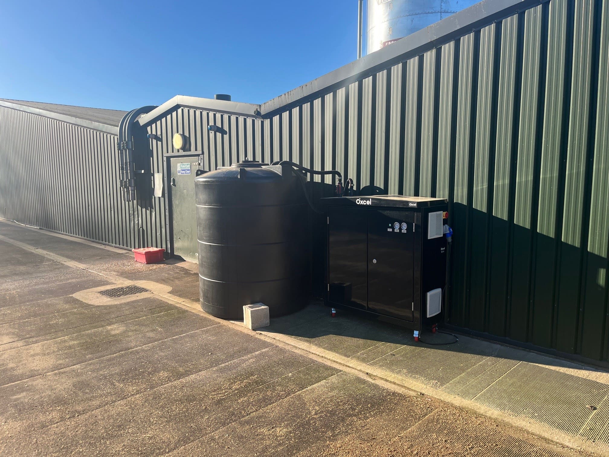 Improving pig and poultry production with water technology | UK Agri ...